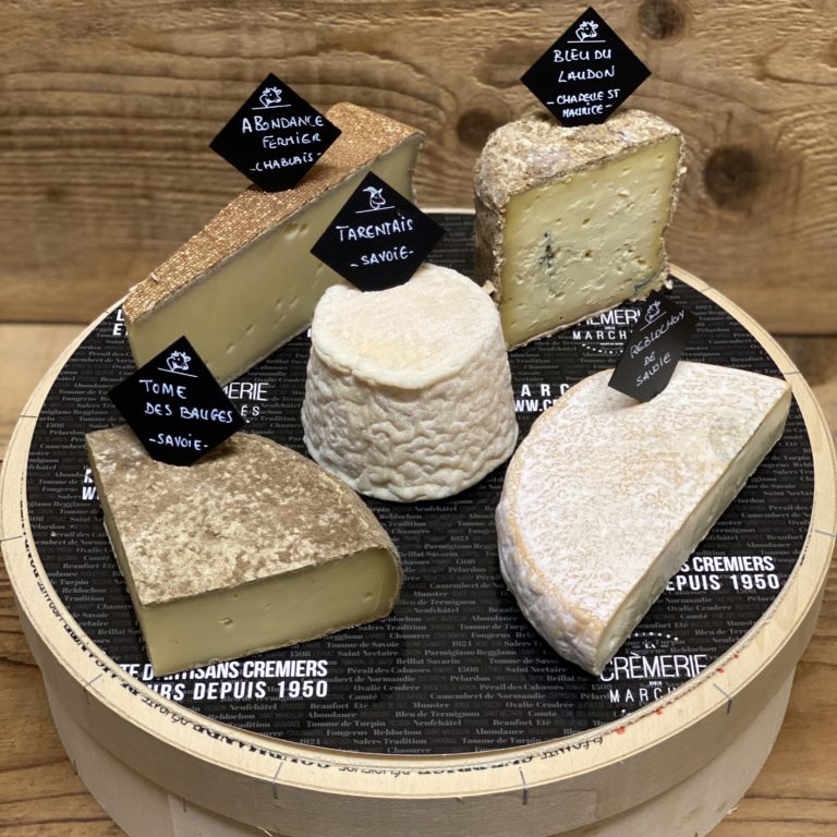 Vente de fromages traditionnels de savoie affinés en Haute-Savoie Annecy